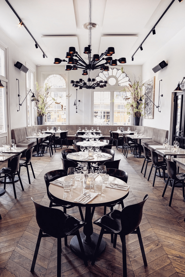 restaurant-with-taupe-booths-sherwin-williams-poised-taupe-min ...